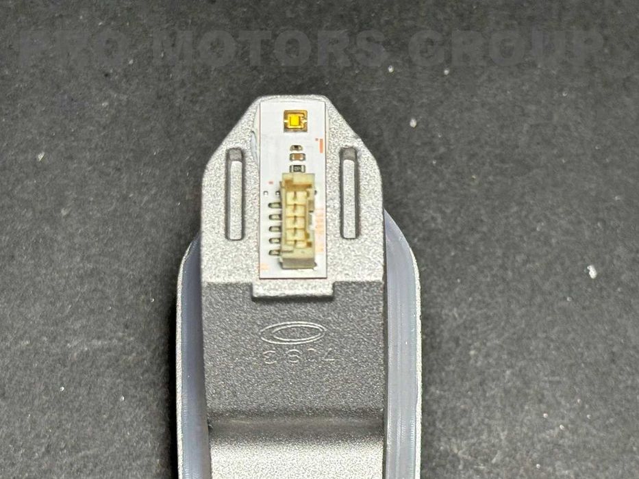 Модул LED светлини DRL Audi Q3 8U 8U0941475A с. Брестовец • OLX.bg