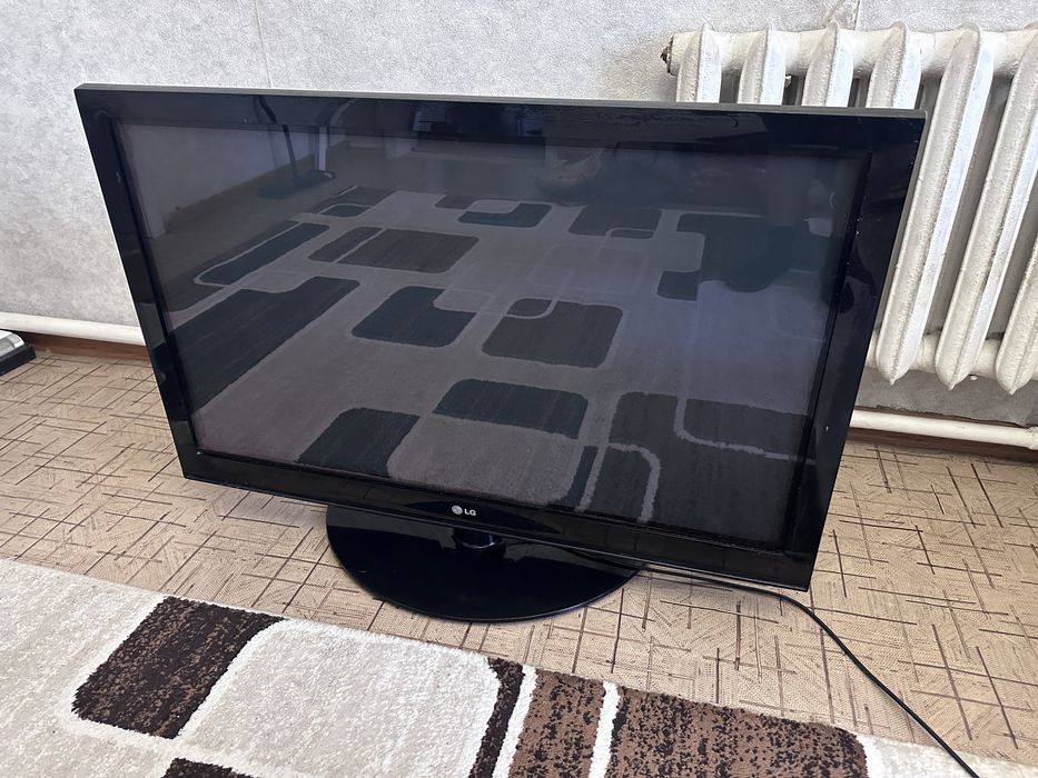 Телевизор LG диагональю 107 см - Телевизоры Чапаево на Olx