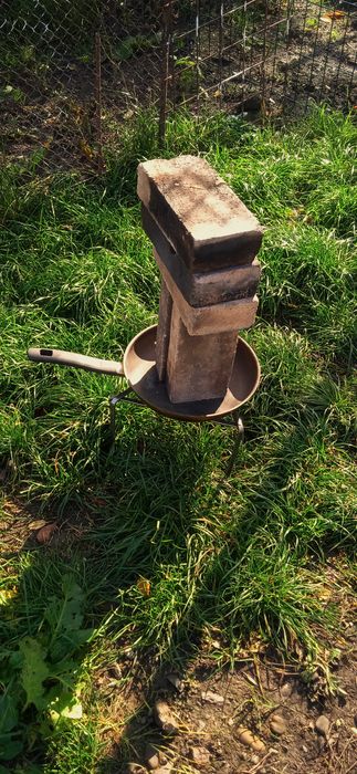 Trepied pliabil, pirostrie ceaun pentru camping, bushcraft Iasi • OLX.ro