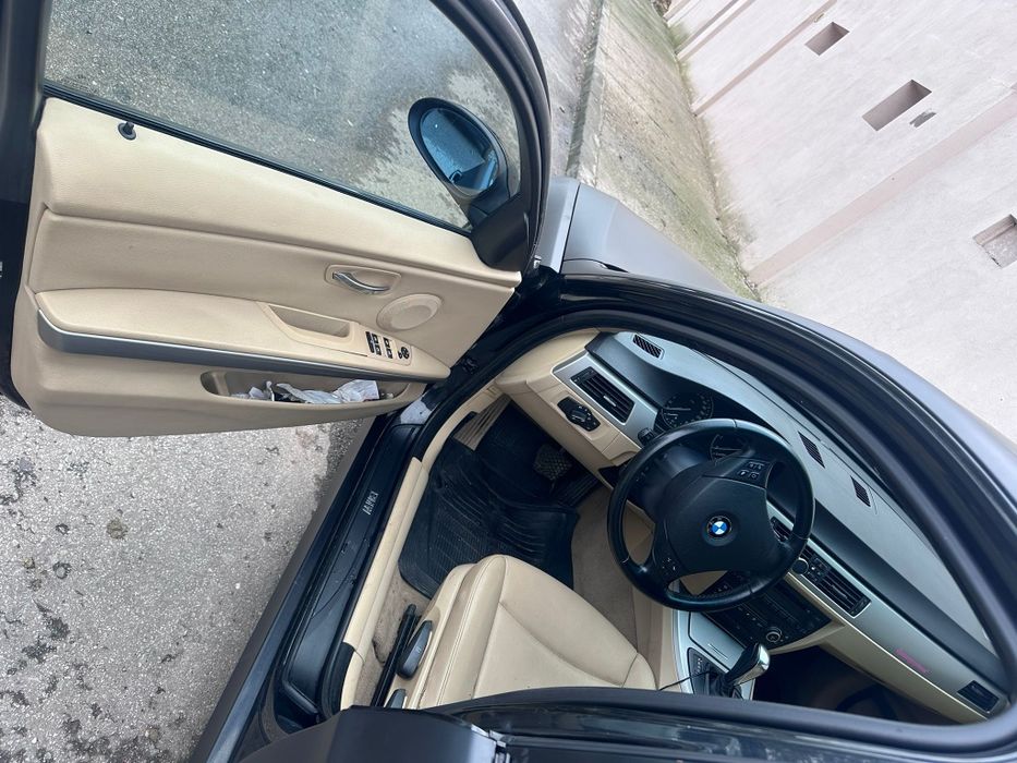 BMW seria 3 e90 325i 4x4 2.5 benzina automata an 2007 Pascani • OLX.ro
