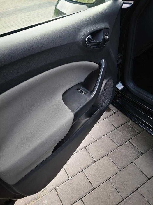 SEAT IBIZA 2013 FaceLift 1.2 TSI EURO 5 Suceava • OLX.ro