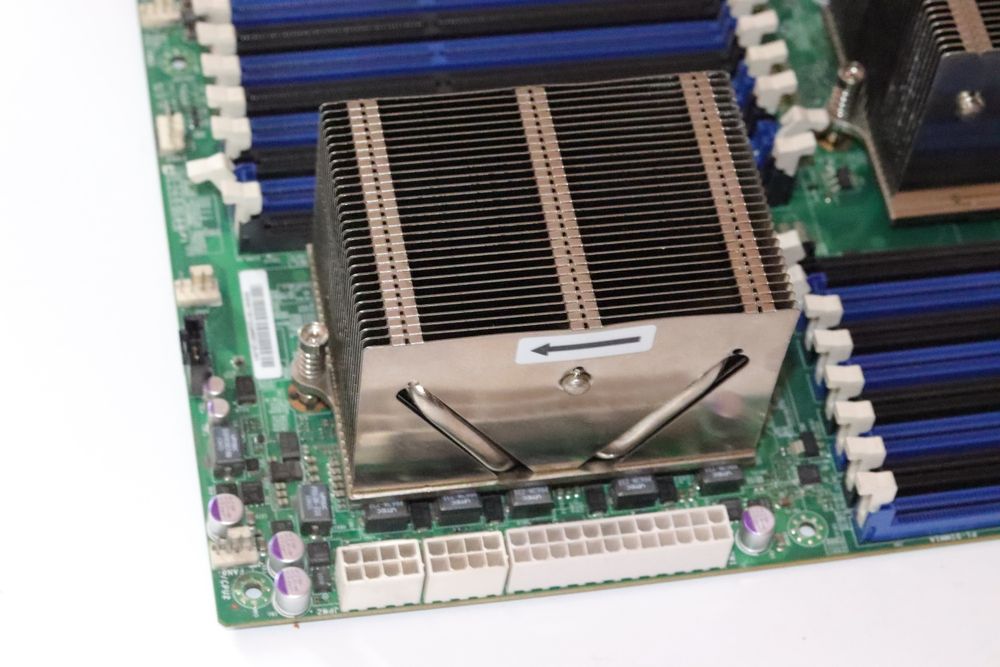 Placa de Baza Server Supermicro H8DGI-F + 32 Cores CPU's + Heatsink ...