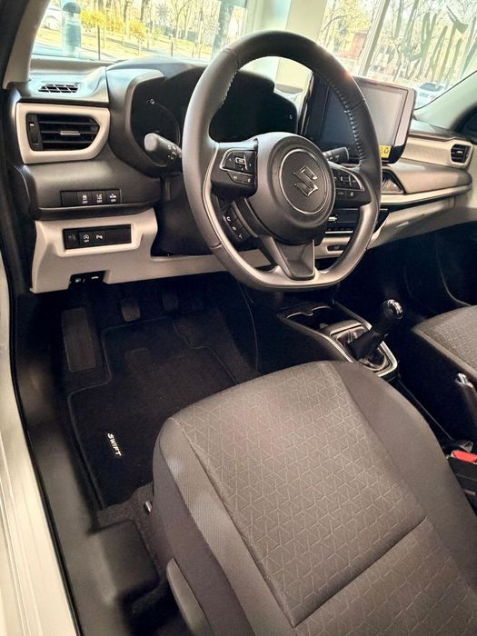 Suzuki Swift SUZUKI SWIFT, Echipare SPIRIT, nou, garantie 10 ANI/ 200 ...