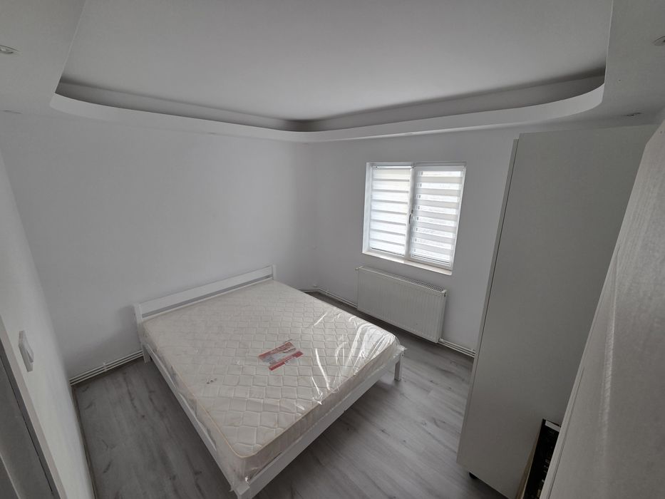 Proprietar , ap 2 camere pacurari alpha bank la bulevard Iasi • OLX.ro