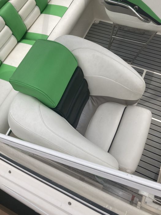 Barca Cabina Rinker Captiva 262 Ss 425 cai Sea Ray Crownline Glastron ...