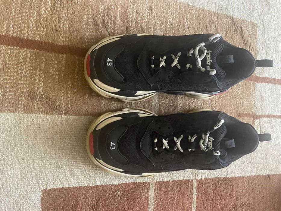 Balenciaga Triple S Bucuresti Sectorul 2 • OLX.ro