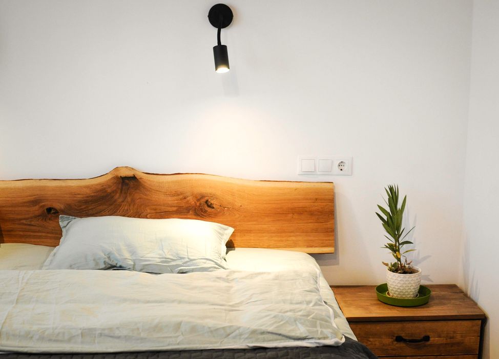 Pat din grinzi, lemn masiv, rustic, model Agnes Chirileu • OLX.ro