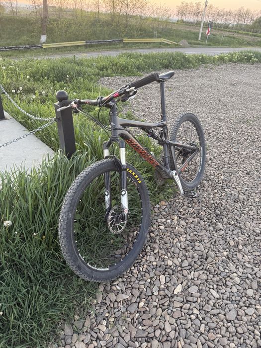 Vand santa cruz ful fox Botosani • OLX.ro