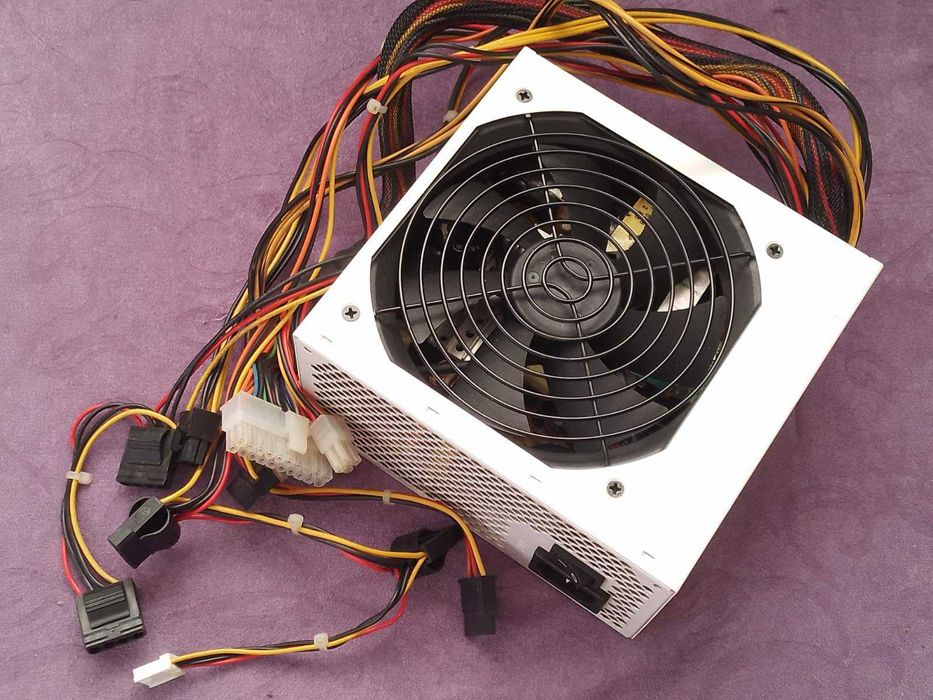 Kомпютърно захранване 400W Fortron SAGA+ 400P гр. Пловдив Тракия • OLX.bg
