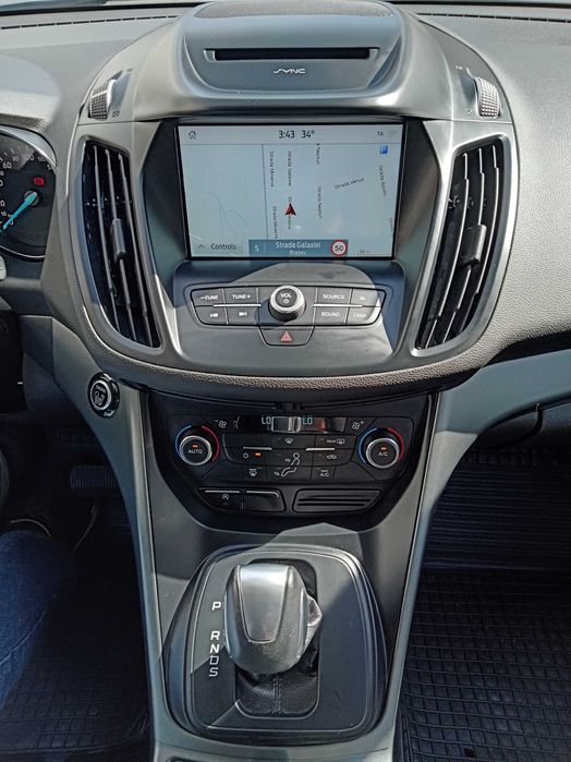 Ford Kuga AWD Powershift Brasov • OLX.ro