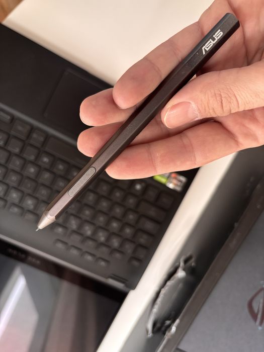 Asus Rog Flow x13 GV301RC + Pen Asus Bucuresti Sectorul 6 • OLX.ro