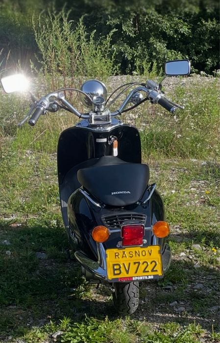 Honda Shadow 50cc - doar 6000 km Brasov • OLX.ro