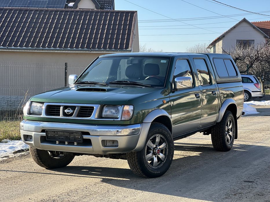 Nissan Navara D22 / 2.5 TD Alesd • OLX.ro