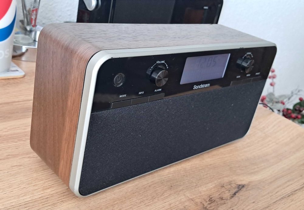 Radio SANDSTROM, Dab +/ FM Targu Jiu • OLX.ro