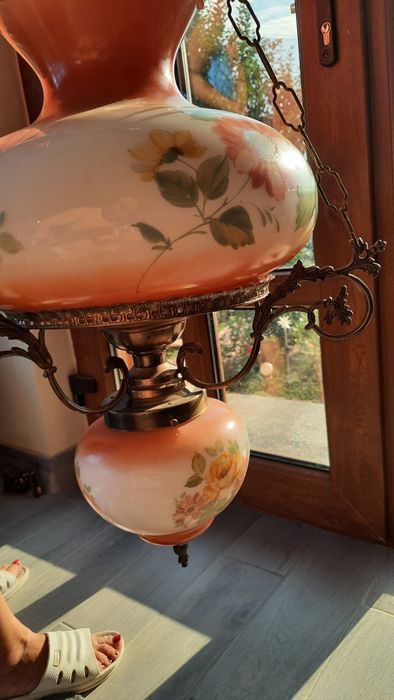 Lustra vintage cu sticla majolica pictata manual Ploiesti • OLX.ro