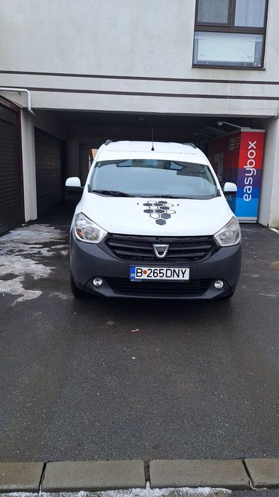 Vând/schimb Dacia Lodgy 2013 Bucuresti Sectorul 4 • OLX.ro