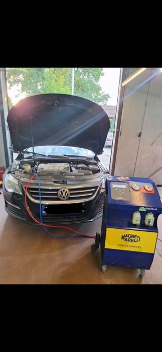 Încărcare freon R134a. incarcare freon auto. freon. aer contitionat ac ...