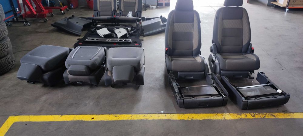 Scaune 7 locuri set volkswagen vw touran 1T2 cross 1.4 BMY Sibiu • OLX.ro