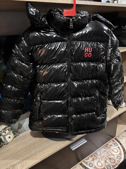 Geaca Hugo model nou Buzau • OLX.ro