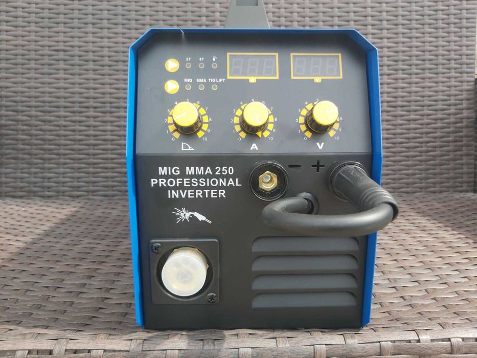 PROFESIONAL MAX 250 Инверторно Телоподаващо MIG 250А - 3м. евро шланг ...