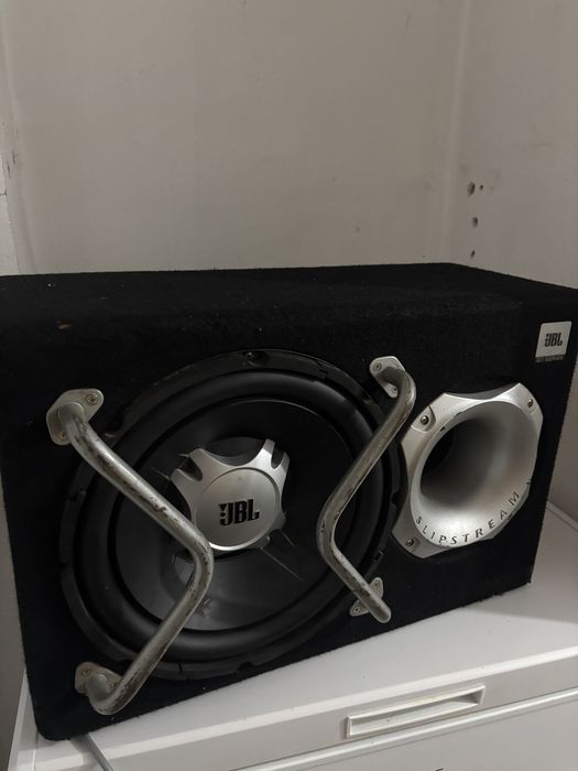 Subwoofer JBL 1200W Beius • OLX.ro