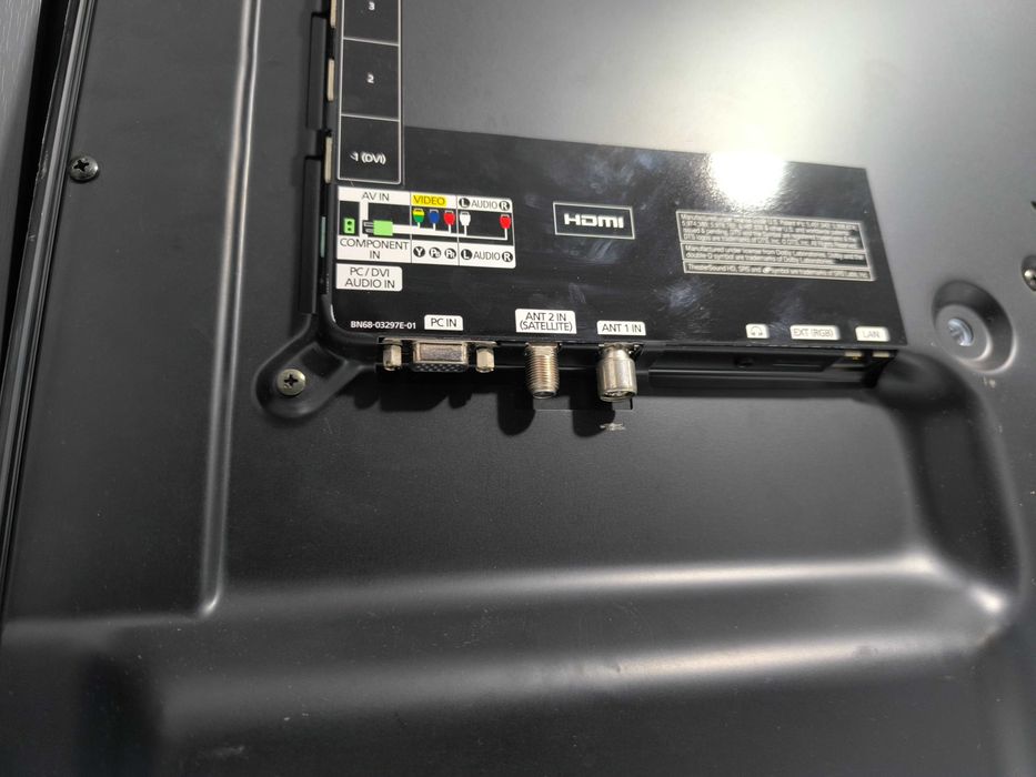 Televizor Samsung UE32D5720RS 32 inch Smart TV cu porturi multiple ...