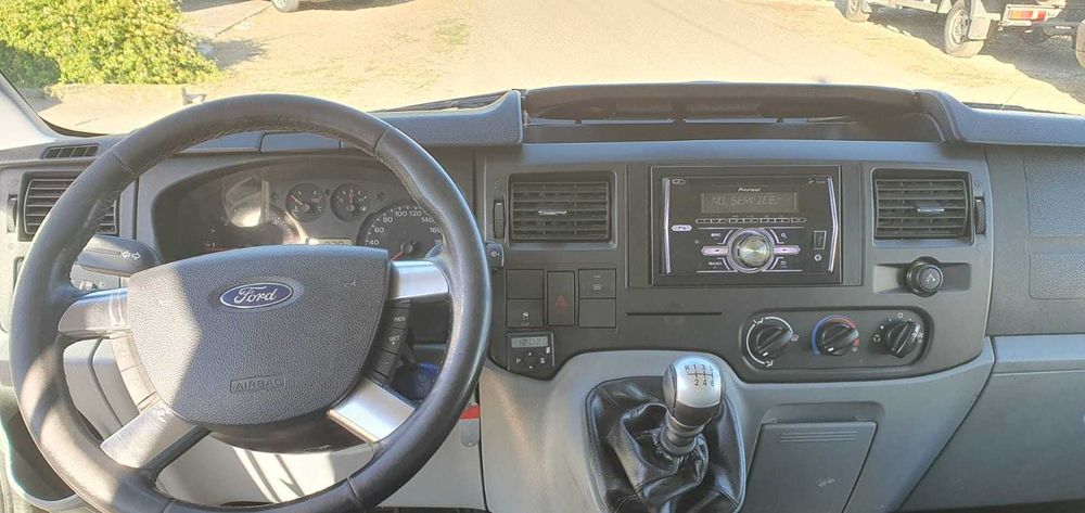 Ford Transit 2.2 Diesel 155 Cp 2014 Euro 5 cu 7 Locuri Arad • OLX.ro