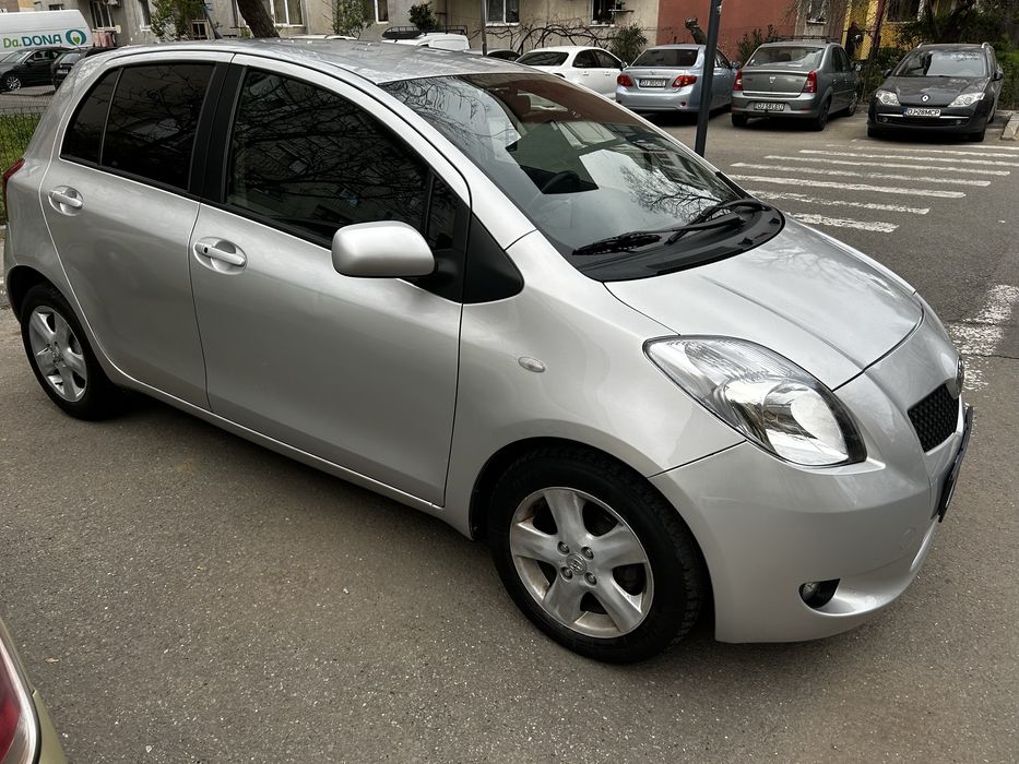 Toyota yaris automata Craiova • OLX.ro