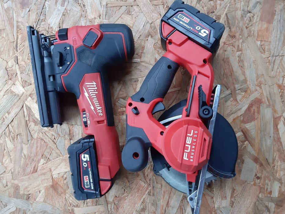 Milwaukee pendular, circular pe acumulatori Dobraia • OLX.ro