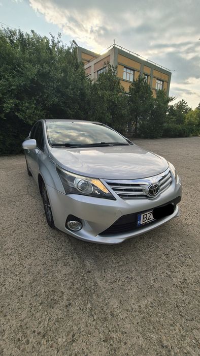 Toyota avensis T27 Buzau • OLX.ro