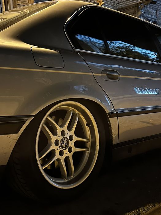 ОРИГИНАЛНИ Style 37 M parallel 18 джанти с нови гуми гр. София Люлин 8 ...