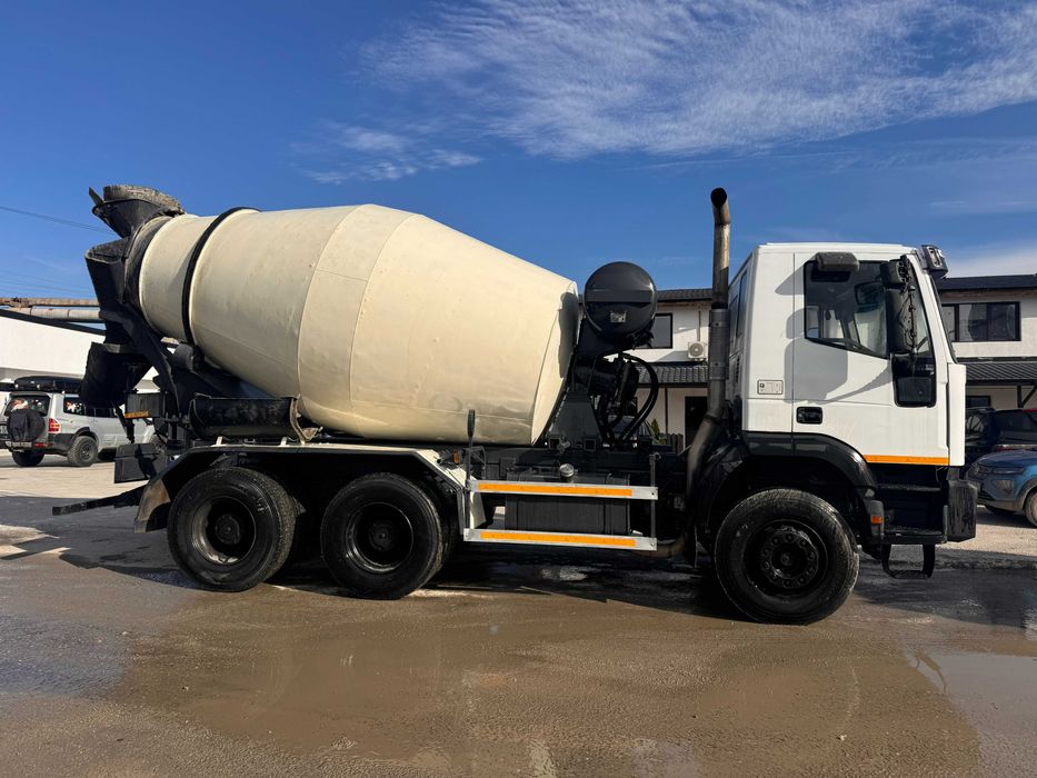 Autobetoniera Iveco 6x4 cifa Stolniceni • OLX.ro