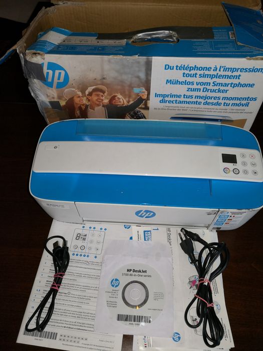 Продавам, Работещ в отлично състояние HP DeskJet 3700 All-in-One гр ...