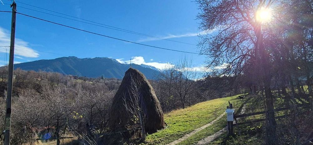 Teren intravilan Sohodol, priveliste catre Bucegi, Piatra Craiului ...