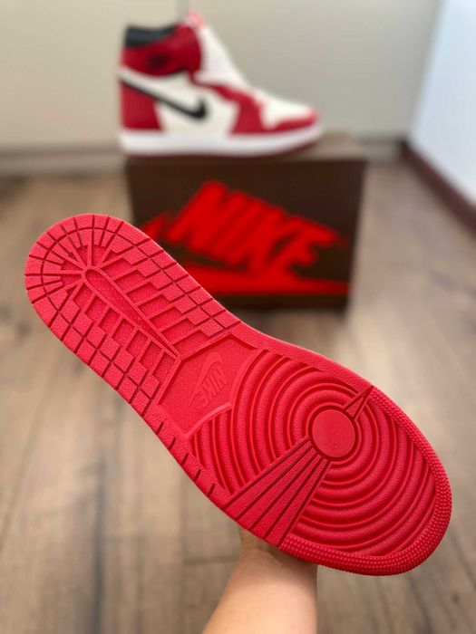 Adidasi Nike Air Jordan 1 Retro High OG " Chicago " Produs NOU Premiu Bucuresti Sectorul 3 • OLX.ro