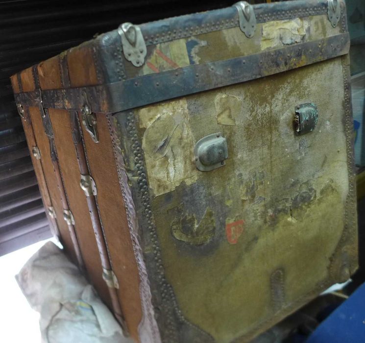 Cufar vechi de Calatorie Lemn Metal Carton Secol XIX-XX Vintage ...