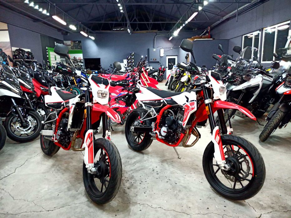 SWM SM 125R ABS nou Pret Promo prin Est Bike Adventure Constanta • OLX.ro