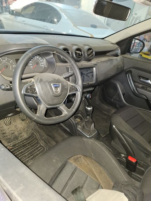 Dacia duster 2022 26000 km avariat Popoveni • OLX.ro