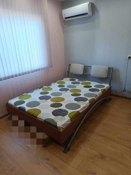 Легло/спалня с матрак и подматрачна рамка 140/200 гр. Плевен Индустриална зона • OLX.bg