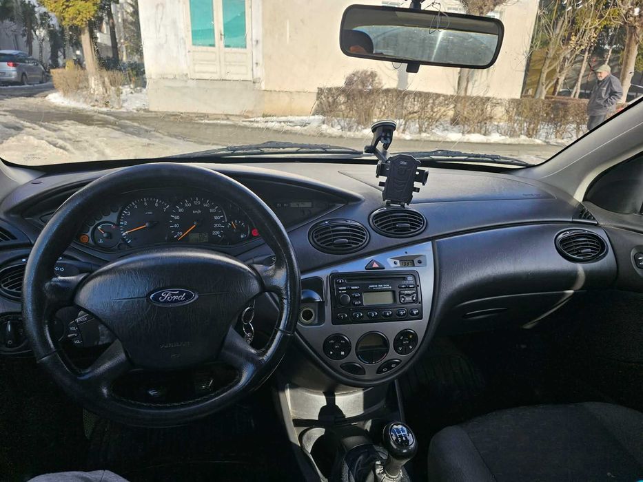 Vand Ford Focus MK1 2004 Reghin • OLX.ro