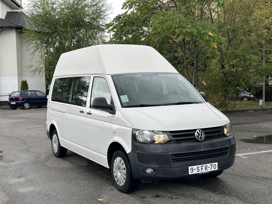 VW Transporter T5 2.0 Tdi Euro 5 Modelul Lung Si Inalt cu 8+1 Locuri Ramnicu Valcea • OLX.ro