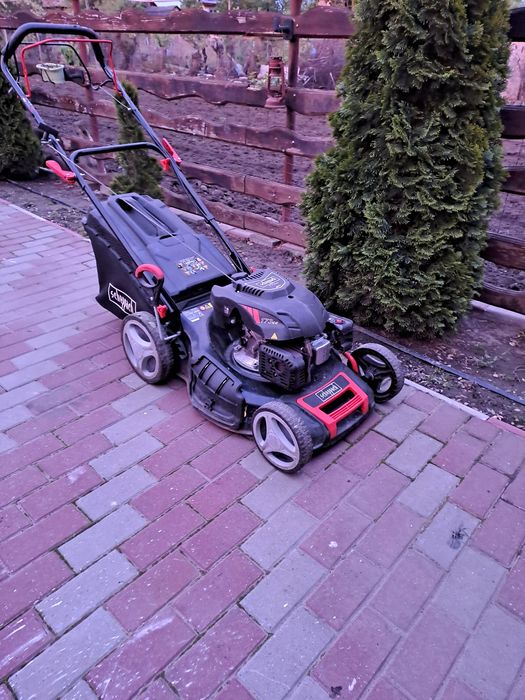 Masina de tuns iarba pe benzină Valea Ramnicului • OLX.ro