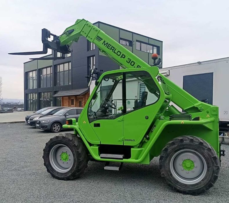 Merlo Roto Model P30.9 KT Incarcator Frontal An : 2004, 6820 Ore Baia ...
