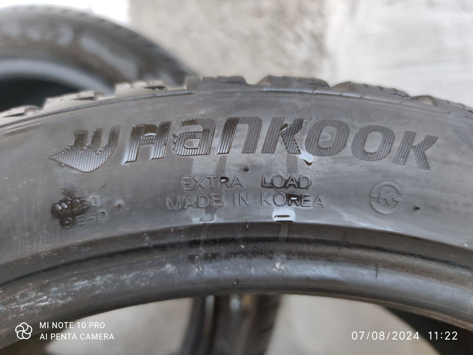 Зимни гуми Ханкук 245 40 18 гр. Свищов • OLX.bg