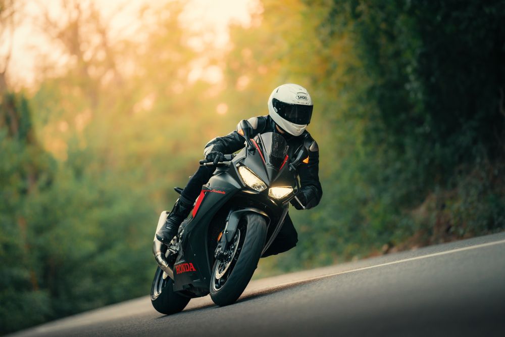 Honda CBR 1000RR Fireblade Sc77 Bucuresti Sectorul 4 • OLX.ro