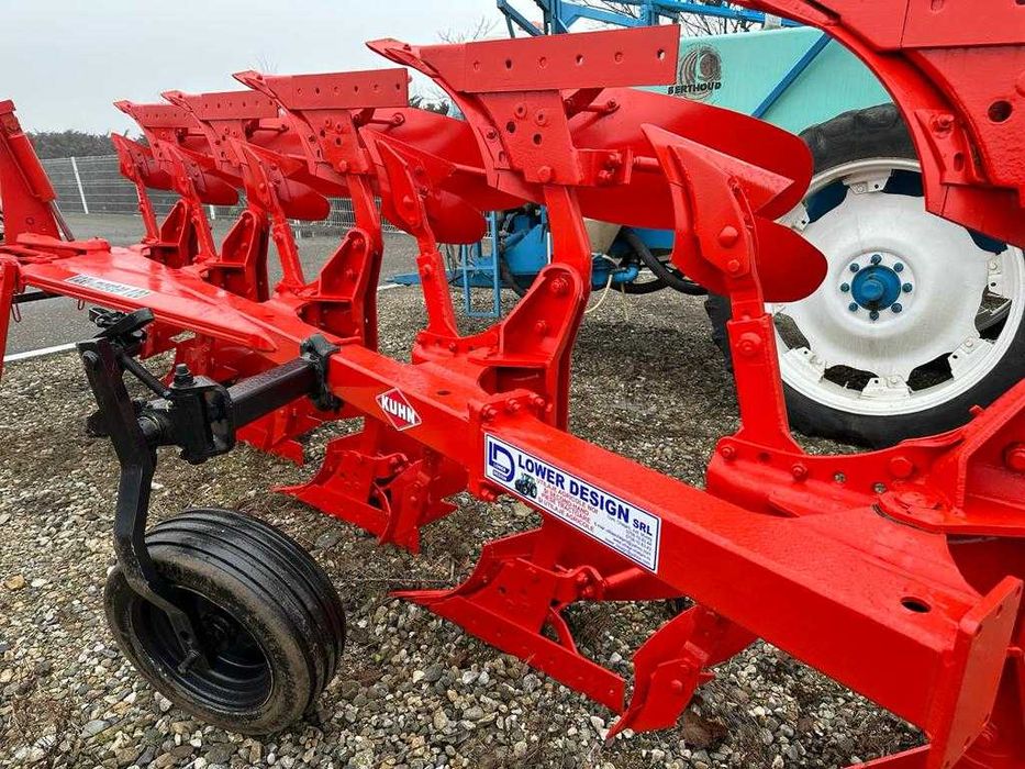 Plug reversibil 5 trupite marca Khun Chetani • OLX.ro