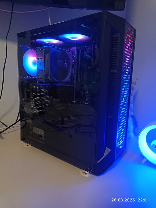 Pc gaming o fost folosit doua zile Carei • OLX.ro