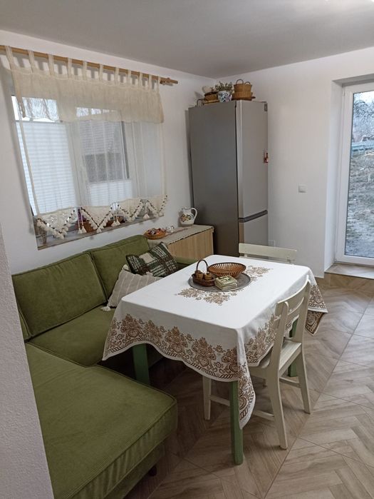 Casa cu teren mare, comuna Aiton, sat Rediu Rediu • OLX.ro