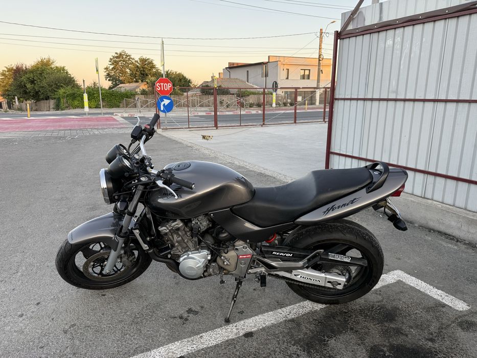 Honda cb600f Hornet pc34 Pecineaga • OLX.ro