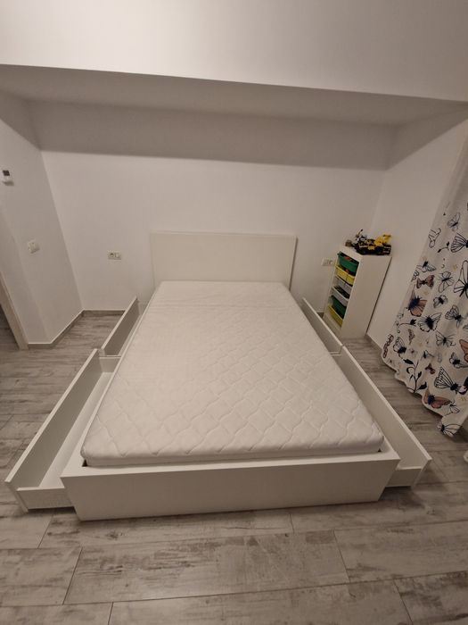 Pat inalt Ikea+4cutii depozitare,alb,140*200cm, Constanta • OLX.ro